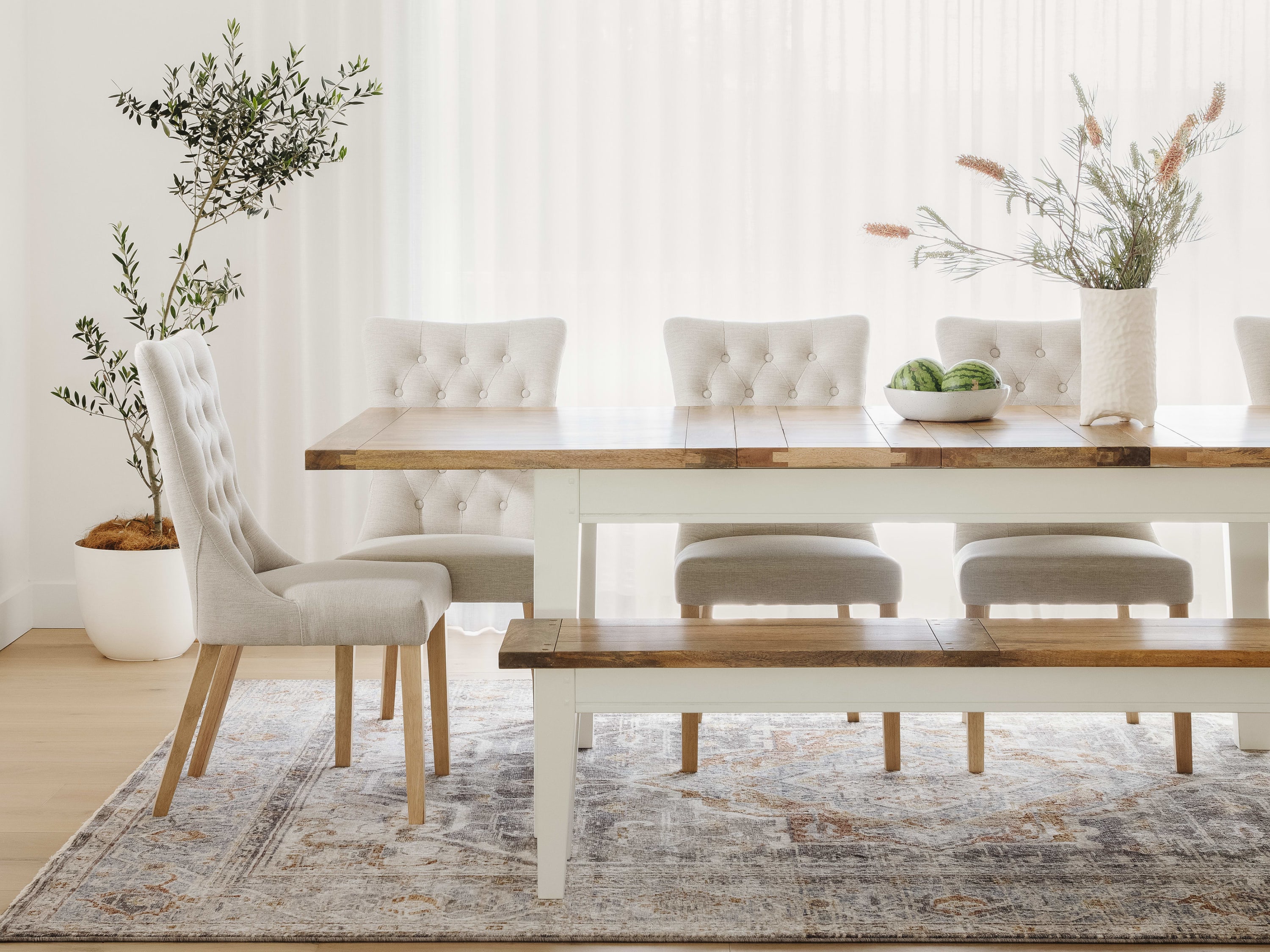 Versatile Dining Table Set: Dining Chairs and Bench Seating for Gatherings
